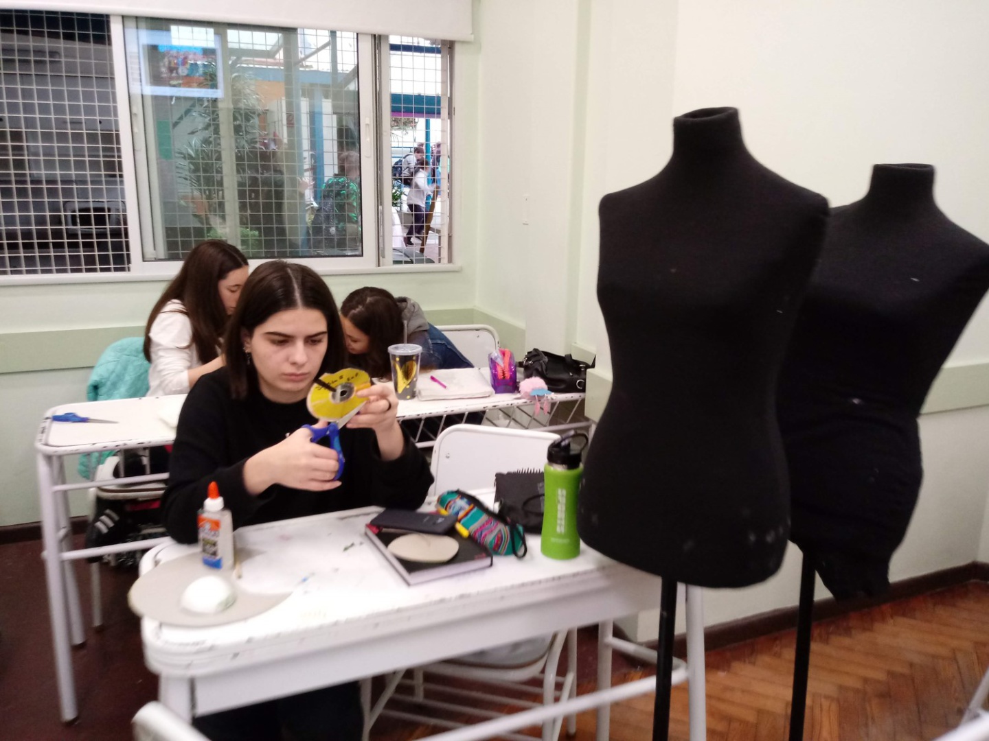 Diseño y Realización de Indumentaria - Colegio de la Ciudad